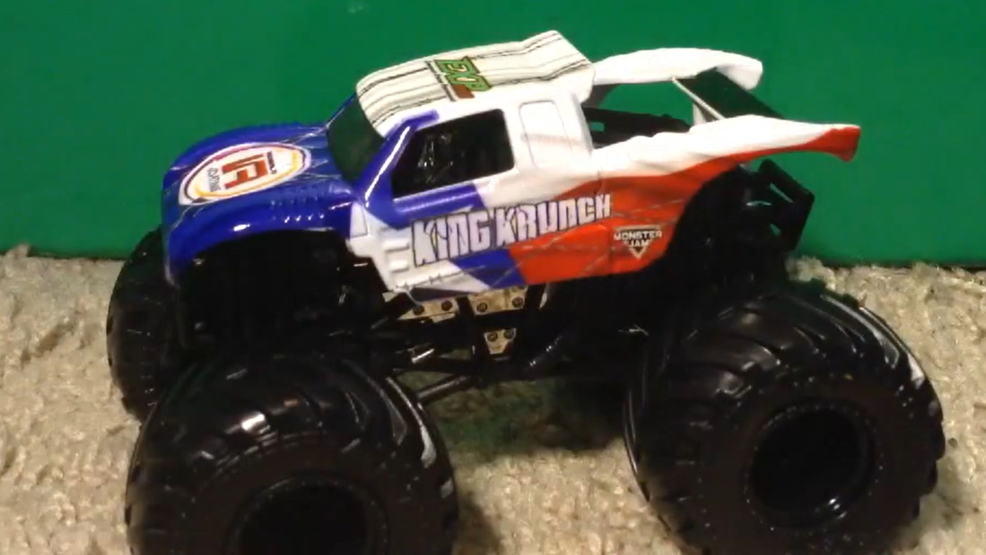 20 Unbelievable Monster Truck Crashes We Still Think About - MotorSearches