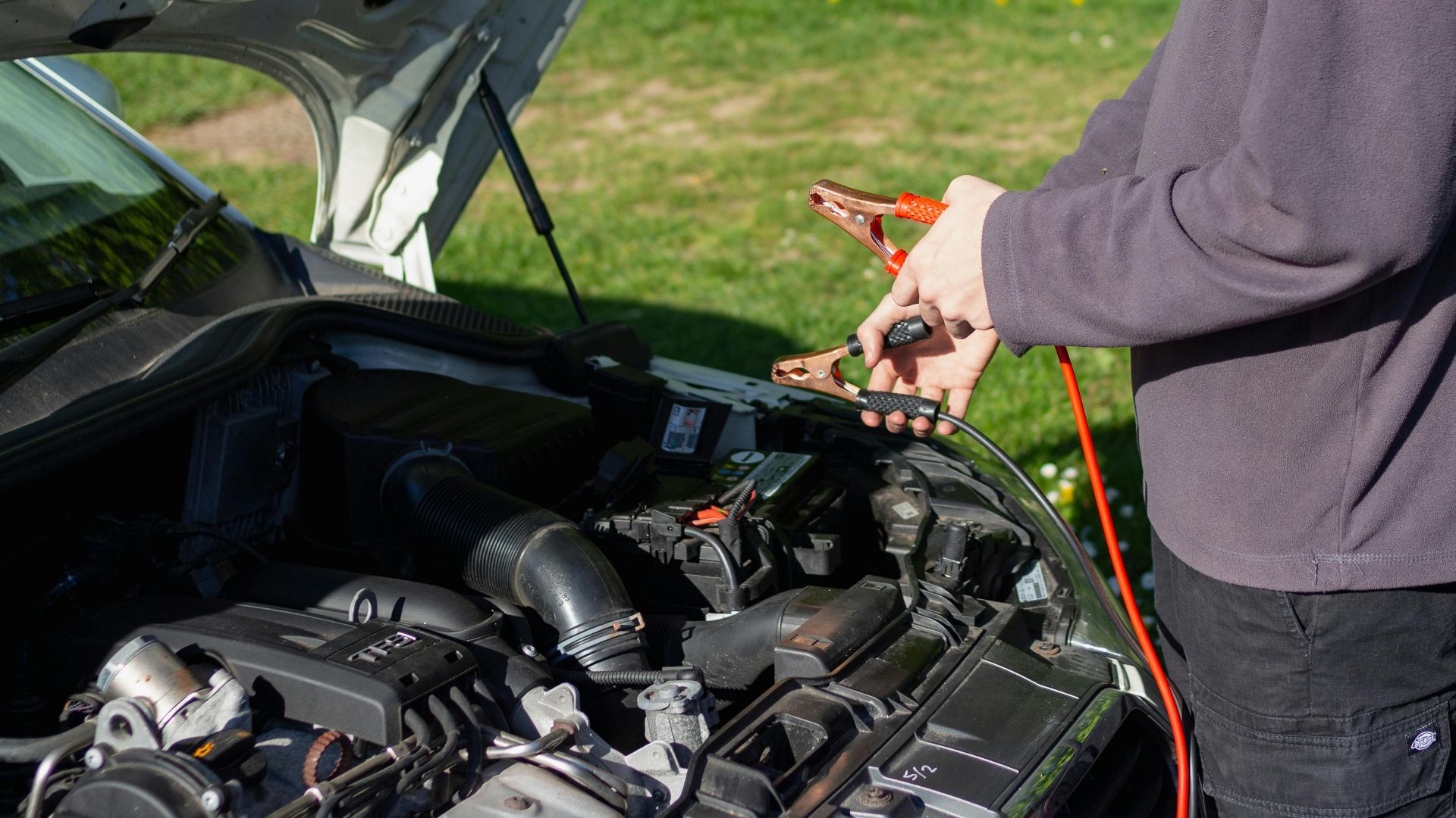 20 Easy Car Maintenance Tasks You Can Handle On Your Own - MotorSearches