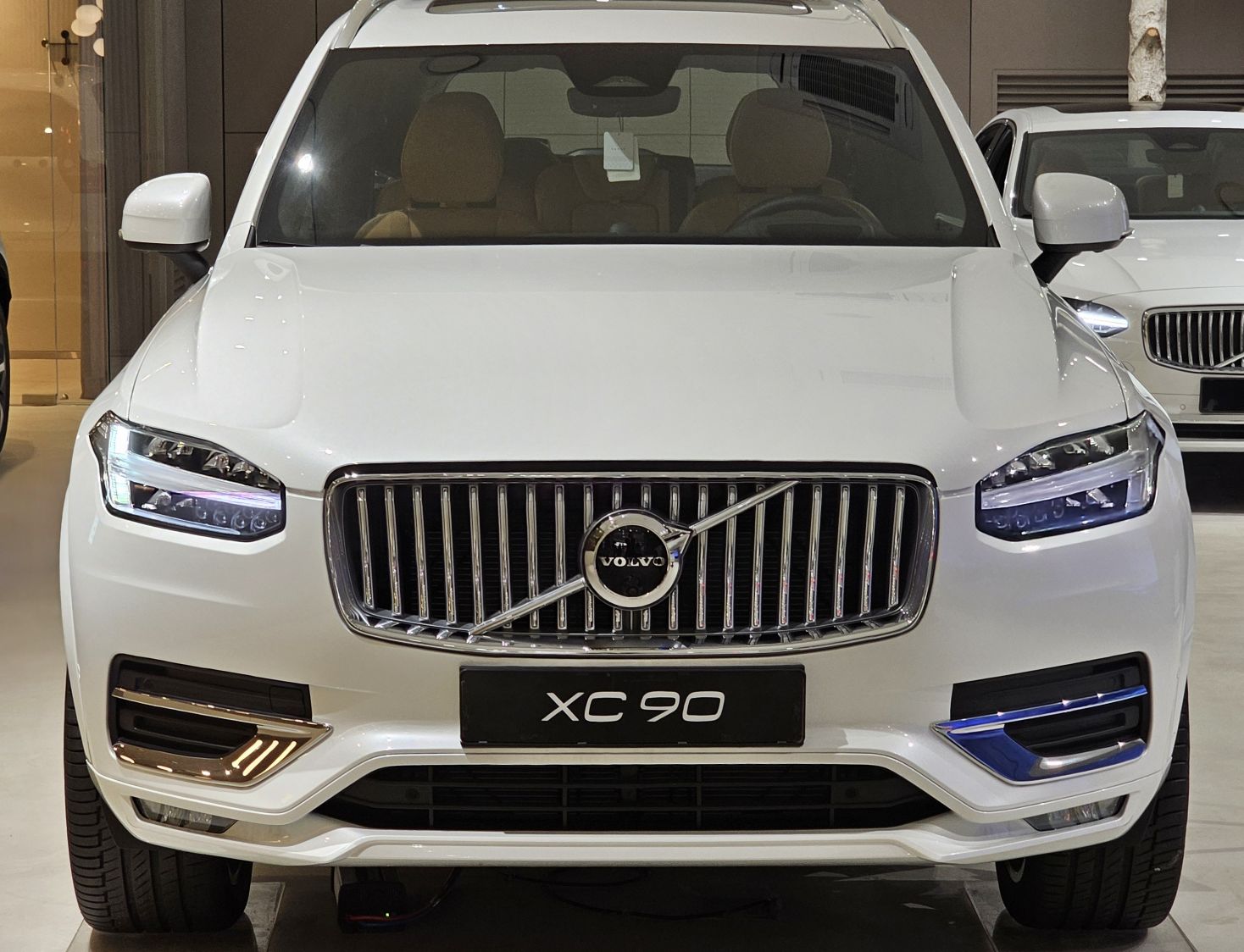 The 20 Greatest All-Wheel Drive SUVs On The Market - MotorSearches