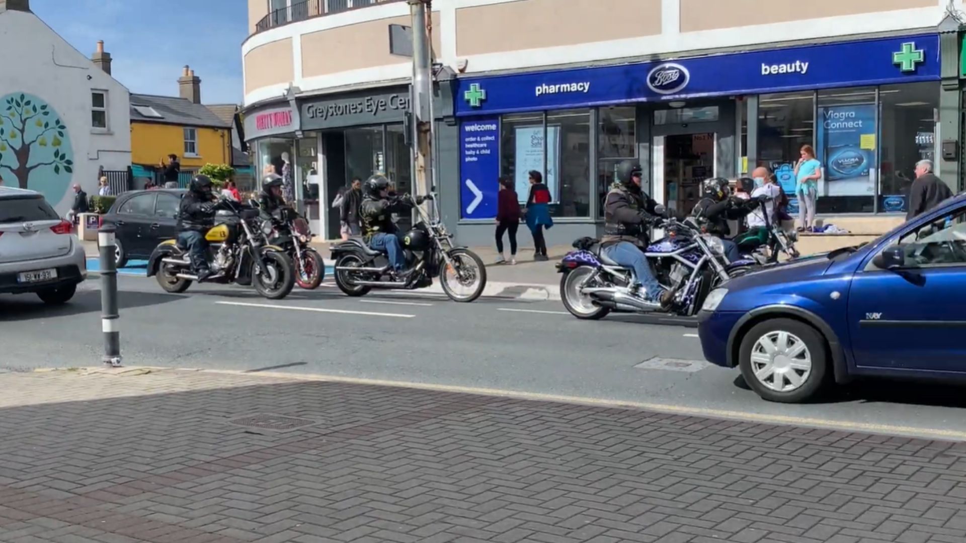 20 Famous (And Infamous) Motorcycle Clubs - MotorSearches