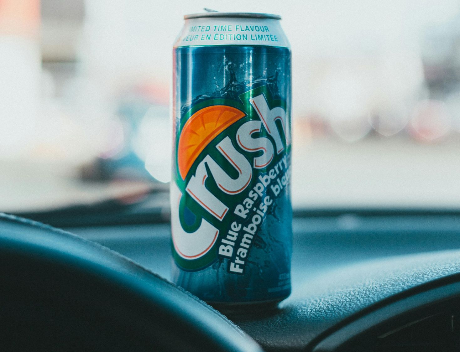 20 Items You Should Never Leave In A Hot Car - MotorSearches