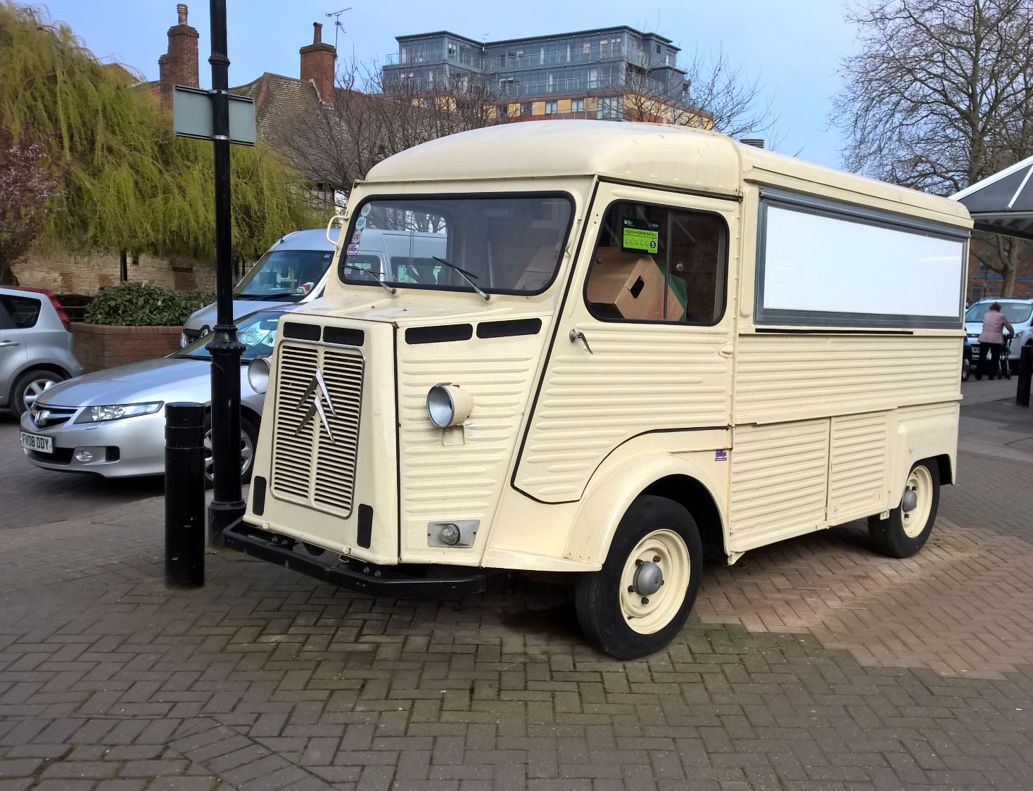 The 20 Coolest Retro Vans - MotorSearches