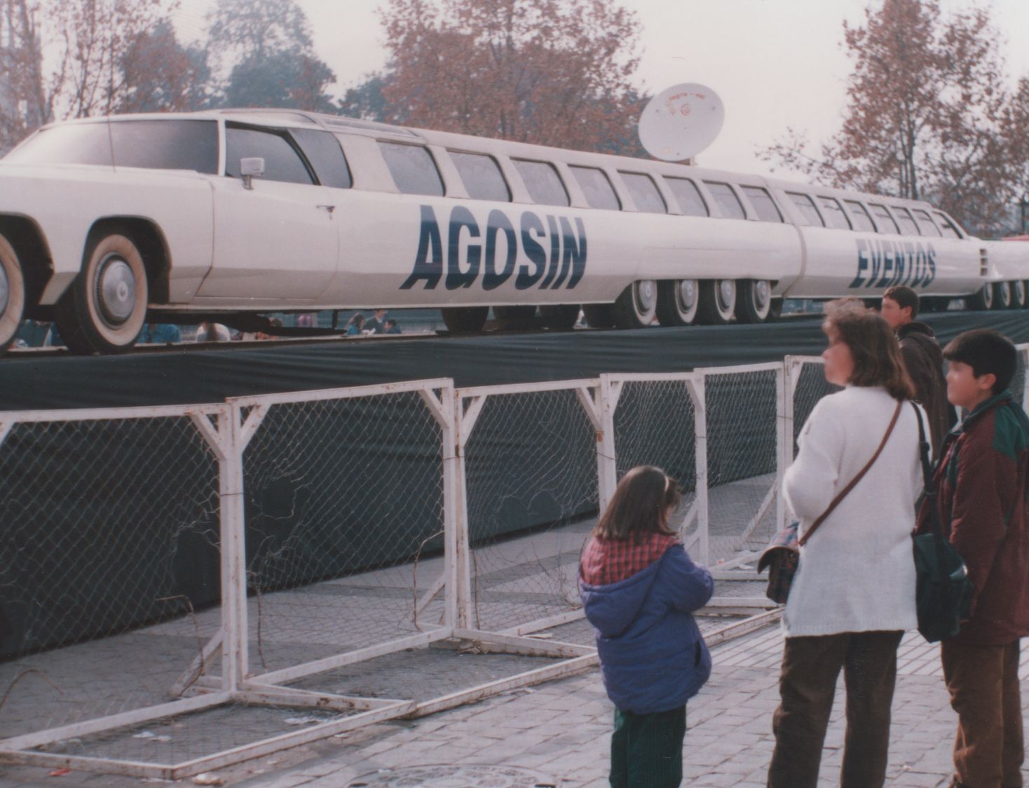 20 Facts About The American Dream, The World’s Longest Limo - MotorSearches