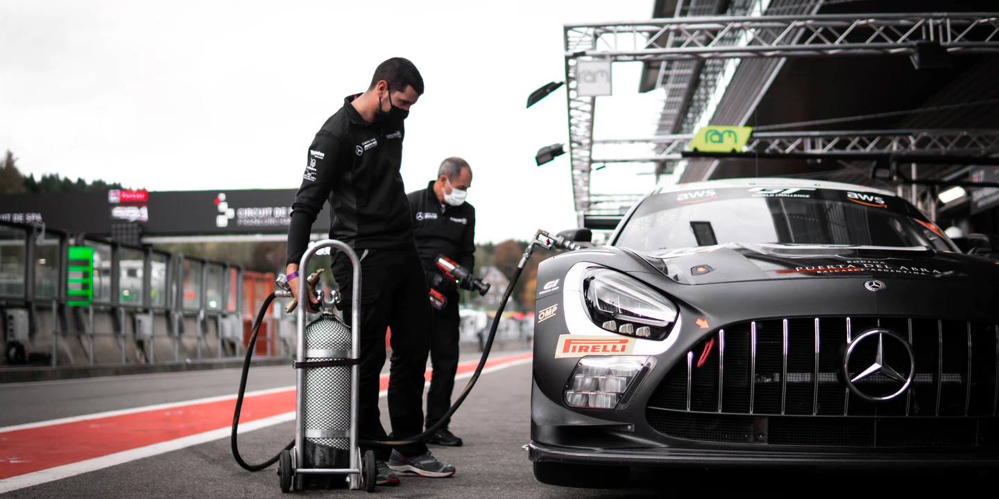 Every Driver Should Know These Key Car Hacks - MotorSearches